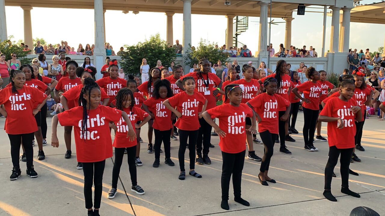 Summer Programming | Inspiring All Girls to be Strong, Smart & Bold